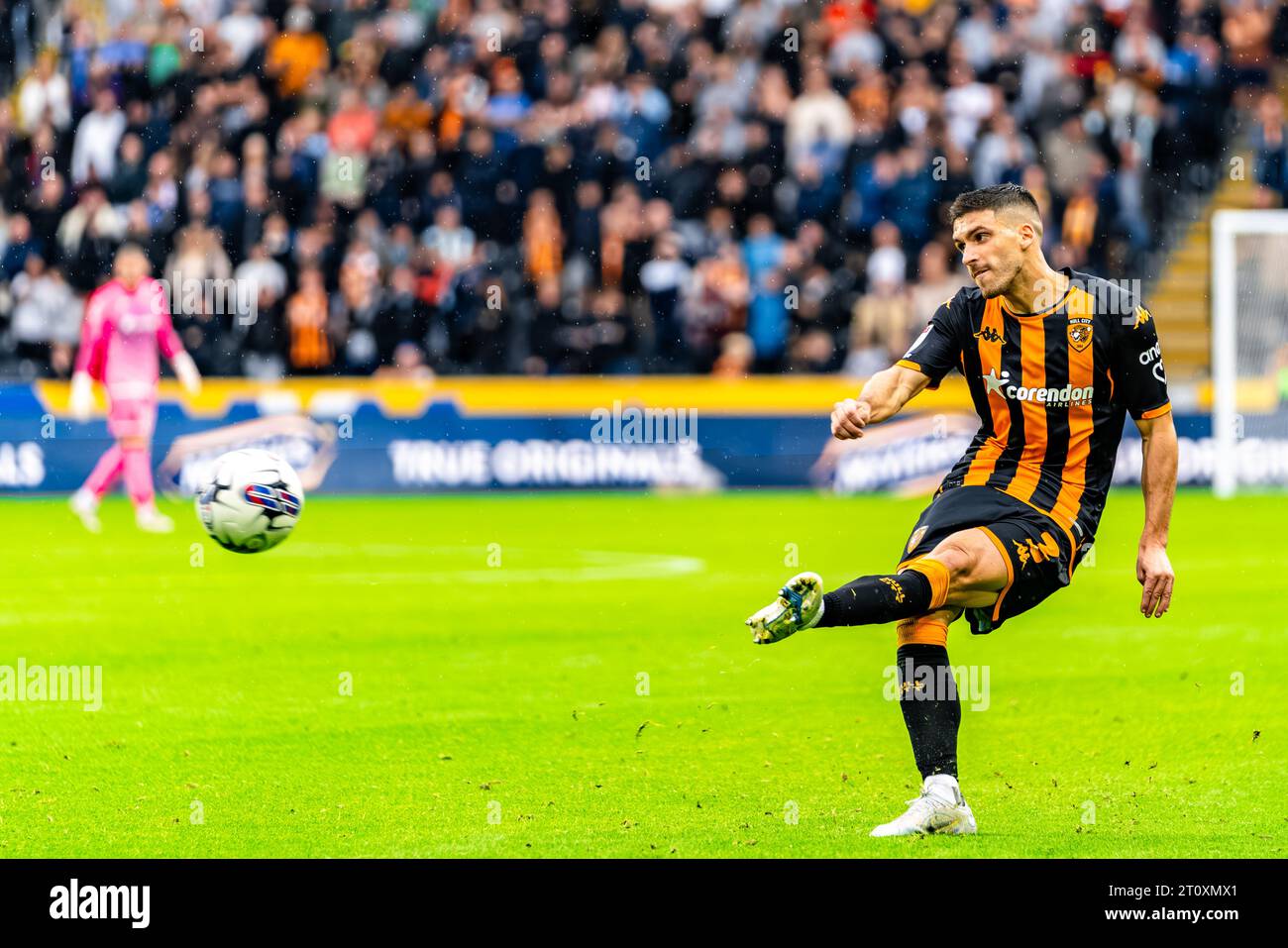 Hull, UK. 30th September 2023. EFL Championship: Hull City AFC v ...
