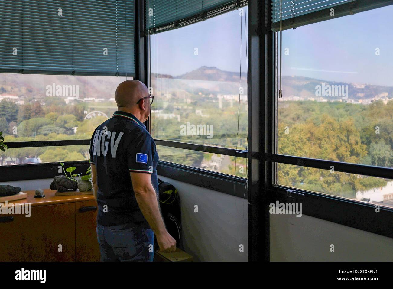 National Institute of Geophysics and Volcanology 09/10/2023 Naples ...