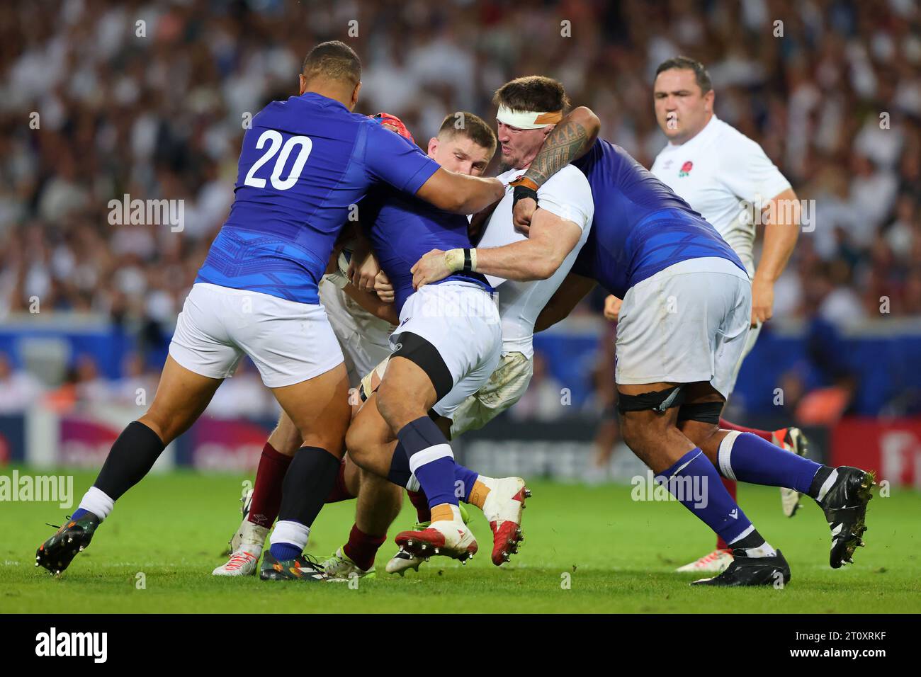 Lille, France. 7th Oct, 2023. Tom Curry of England makes a tackle ...