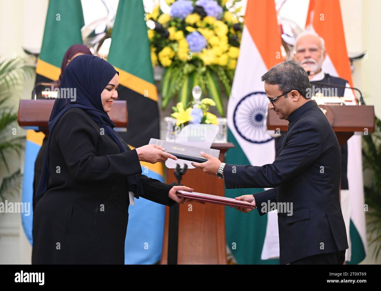 Anisa hassan hi-res stock photography and images - Alamy