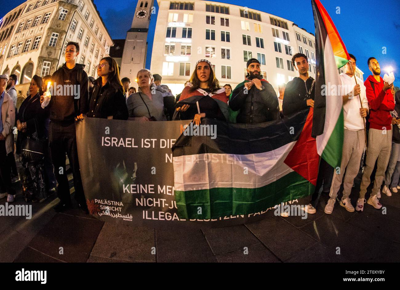 Munich, Bavaria, Germany. 9th Oct, 2023. With the backdrop of the ...