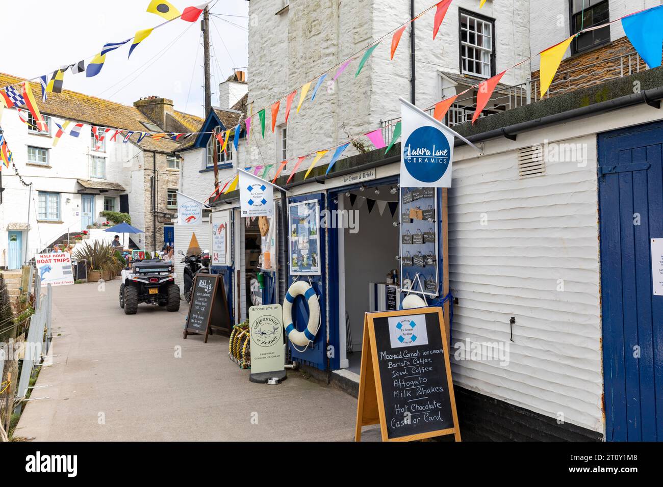 Polperro village centre and small community shop store,Cornwall,England,2023 Stock Photo - Alamy