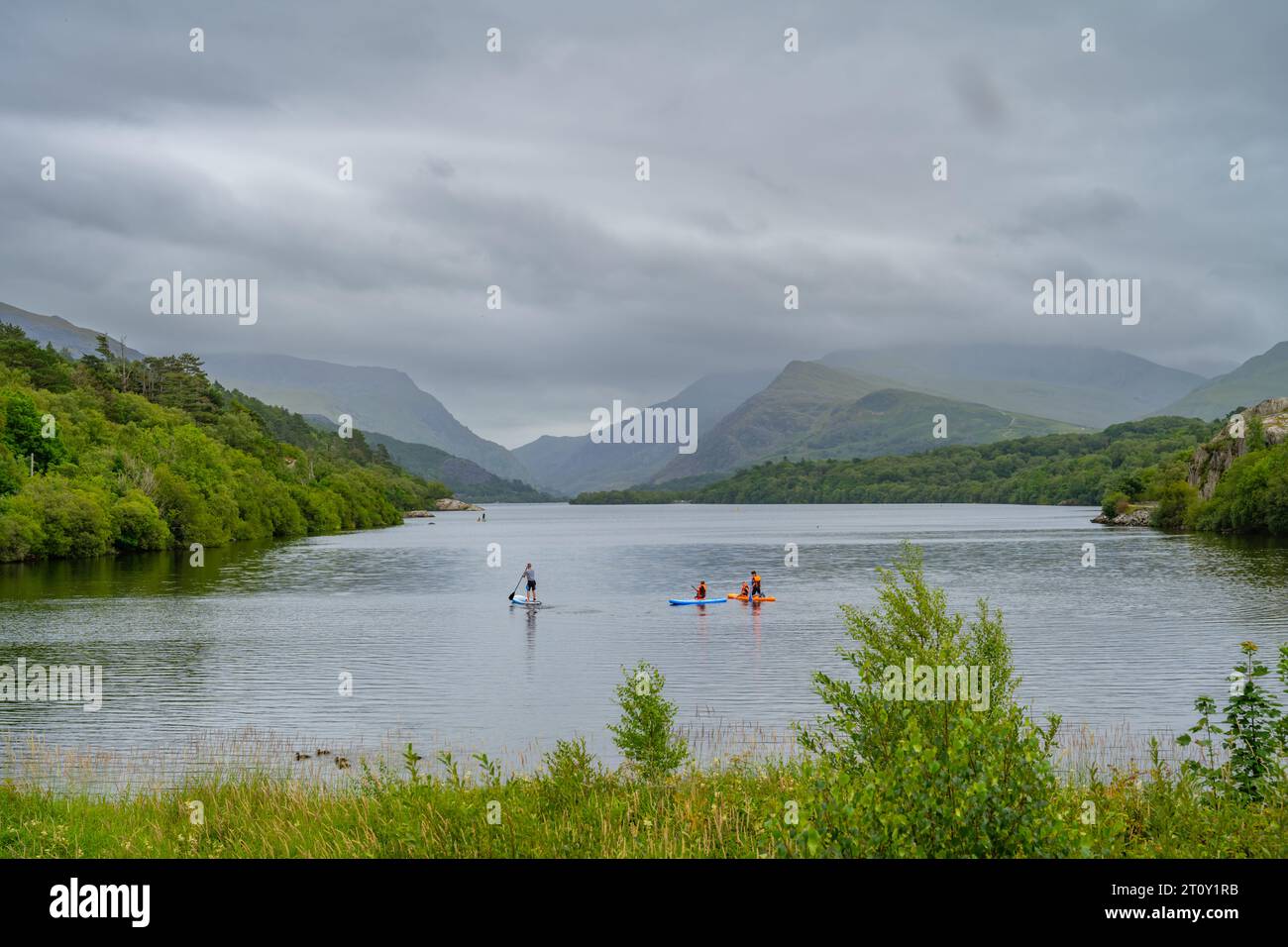 Water sports on Lake Padarn, Llanberis Snowdonia, Eryri Stock Photo - Alamy