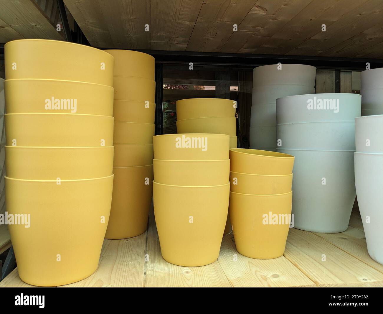 Recycled products hi-res stock photography and images - Alamy