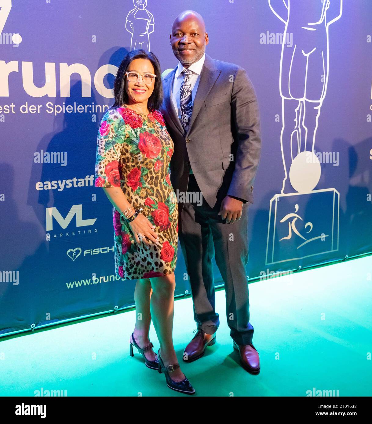 20231009 27. Bruno-Gala WIEN, OESTERREICH - 09. OKTOBER: Musiker George ...