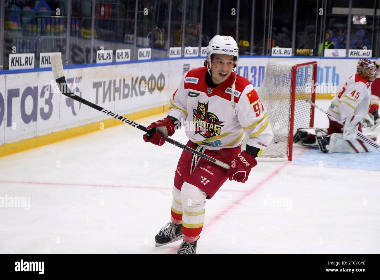 Tyler wong hi-res stock photography and images - Alamy