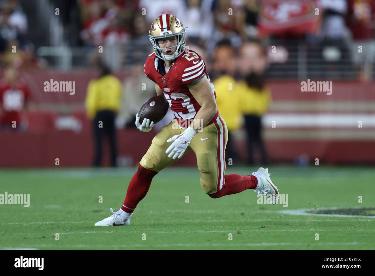 San Francisco 49ers running back Christian McCaffrey (23) runs against ...