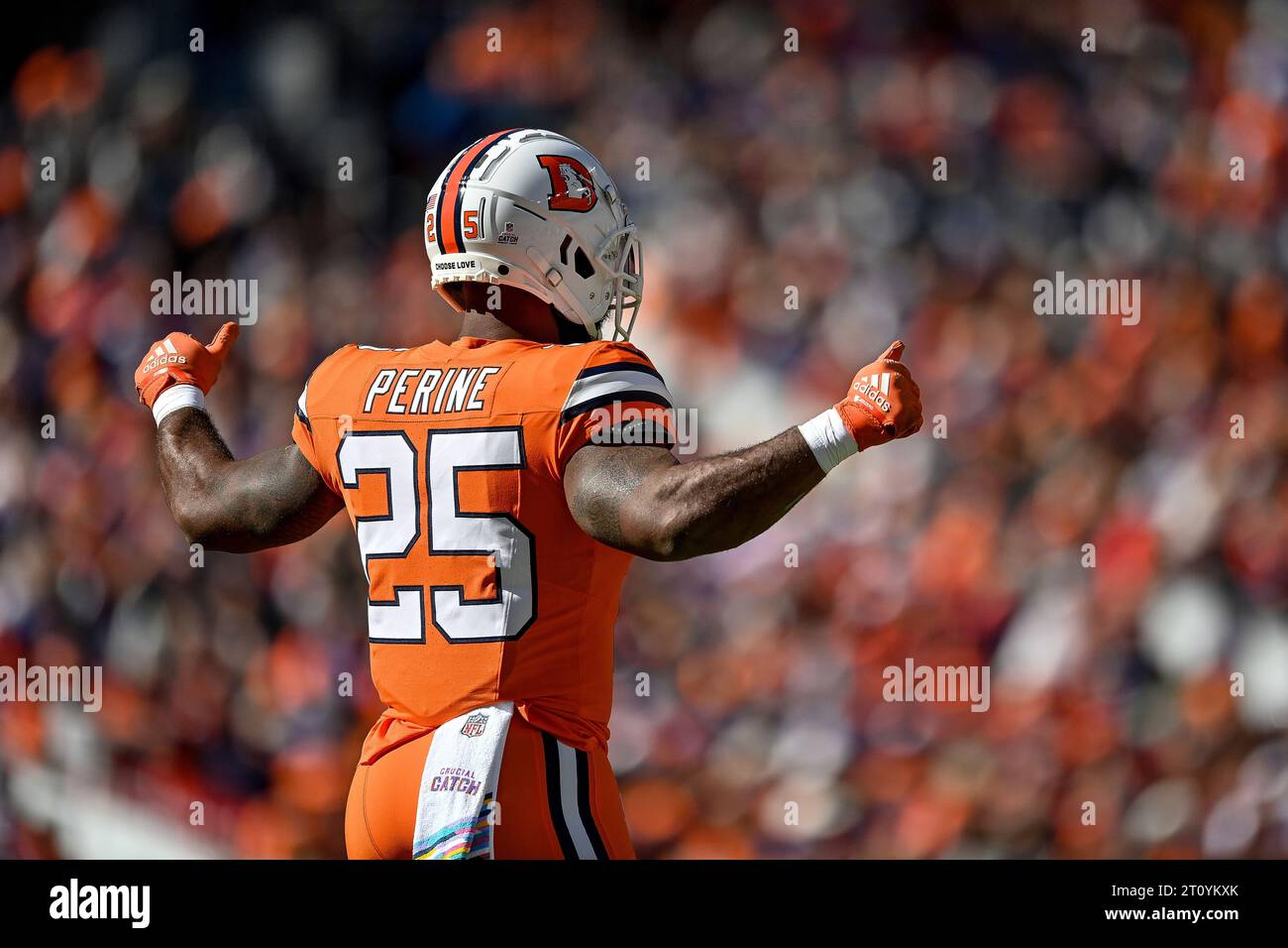 DENVER, CO - OCTOBER 8: Denver Broncos running back Samaje Perine (25 ...
