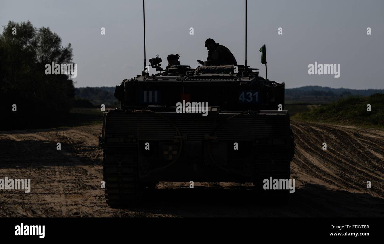 Bergen, Germany. 28th Sep, 2023. A Bundeswehr main battle tank of the ...