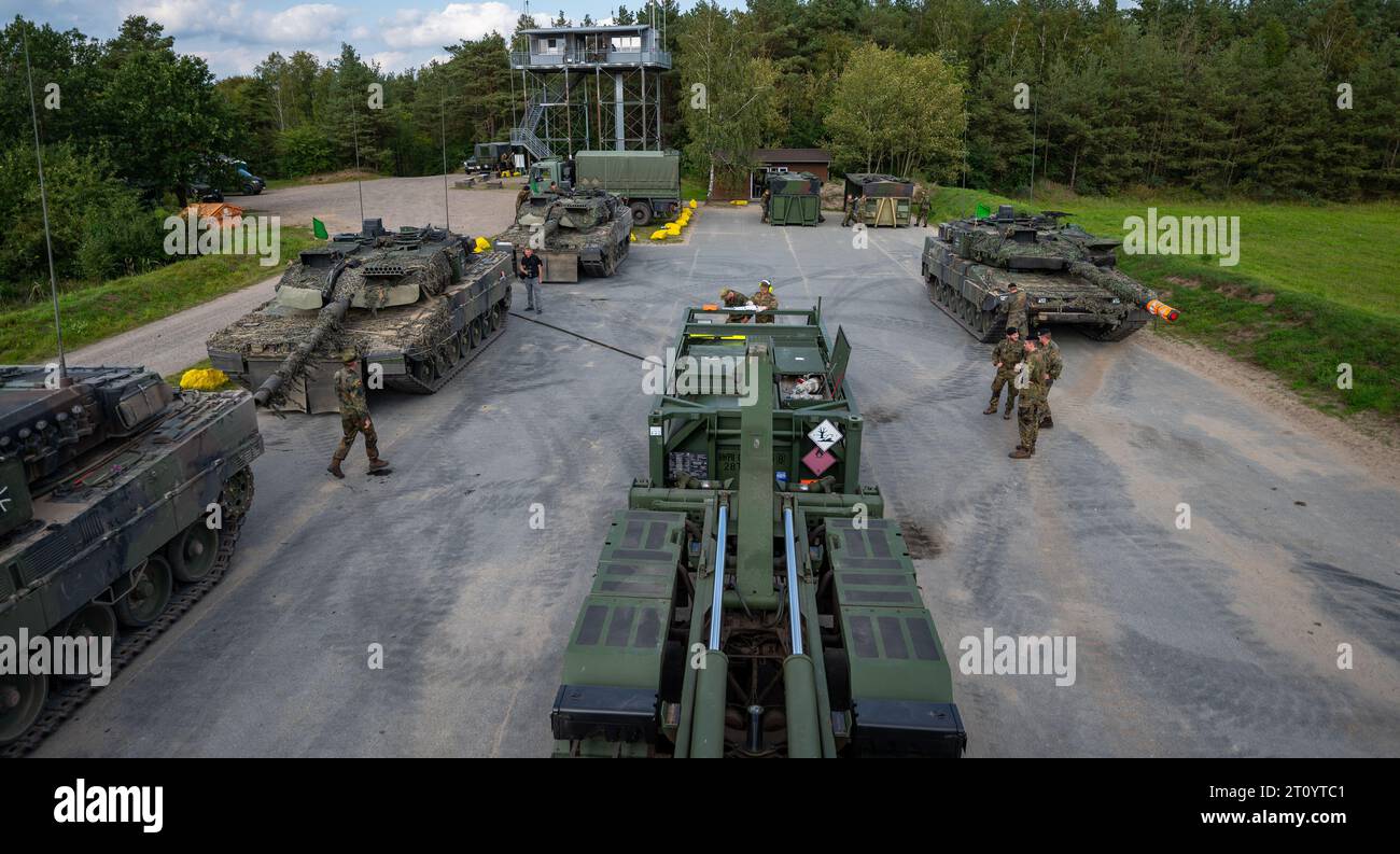 Bergen, Germany. 28th Sep, 2023. A tanker (M) is used to refuel ...