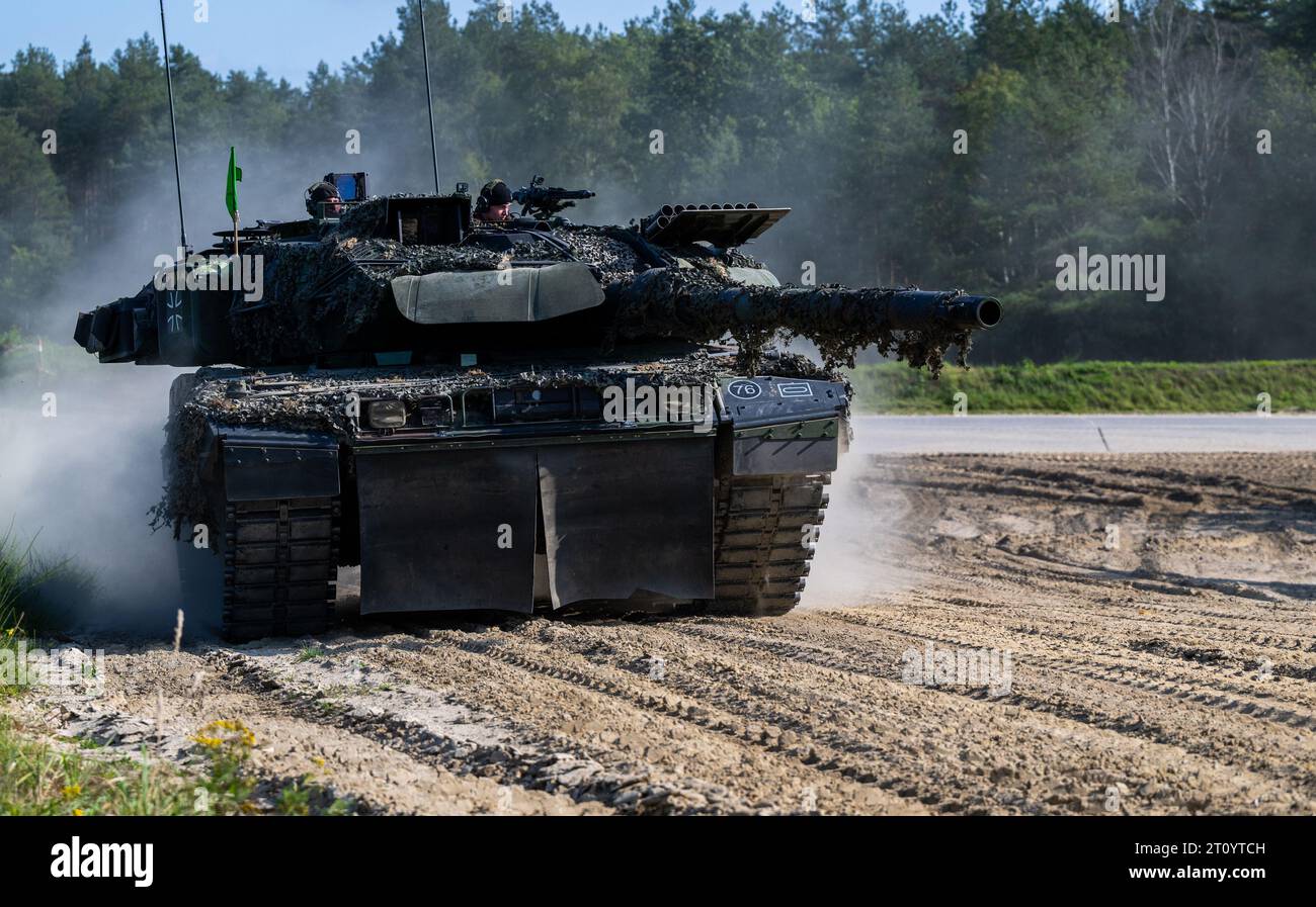 Bergen, Germany. 28th Sep, 2023. A Bundeswehr main battle tank of the ...