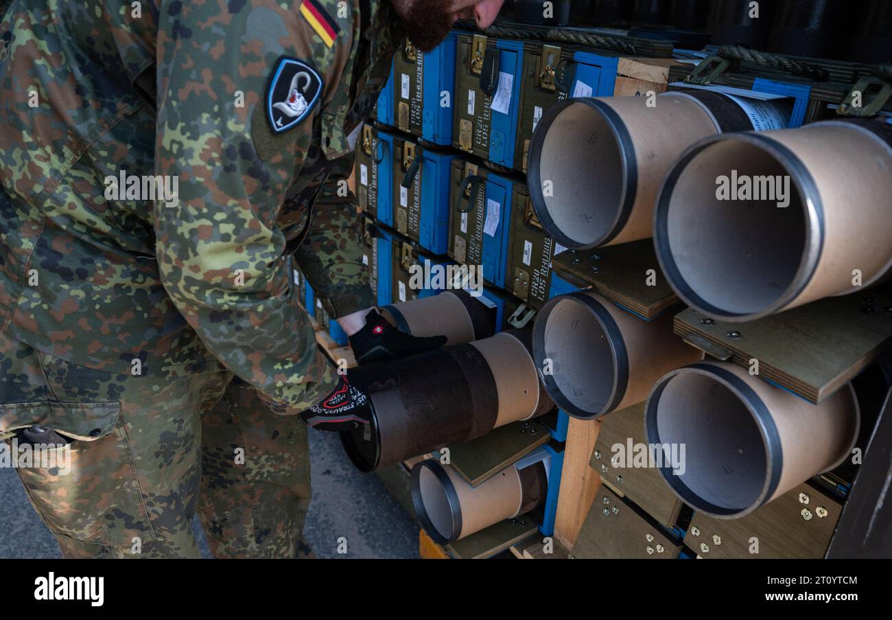 Bergen, Germany. 28th Sep, 2023. 120mm practice ammunition for the ...