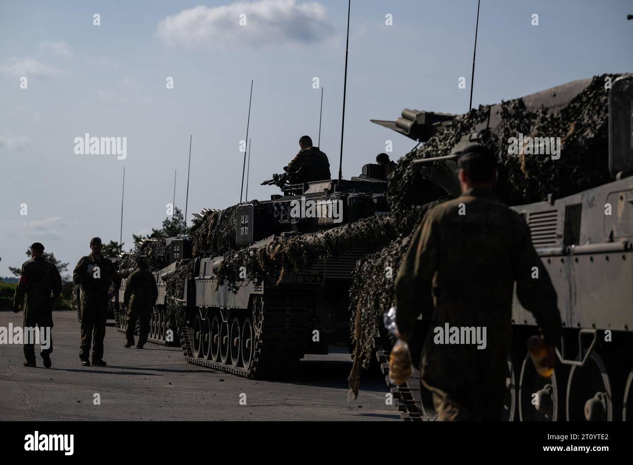 Leopard 2a7v main battle tank hi-res stock photography and images - Alamy