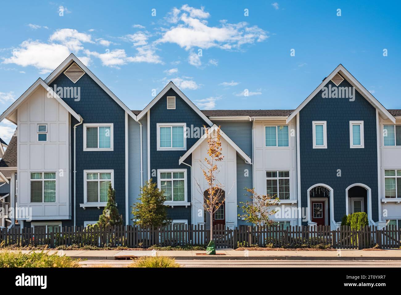 New Modern Apartment Buildings in Vancouver BC. Canadian modern ...