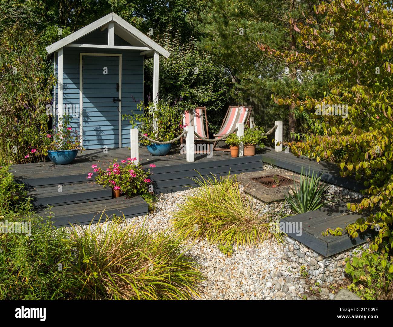 Sunlit beach / seaside themed garden in late Summer, Barnsdale Gardens ...