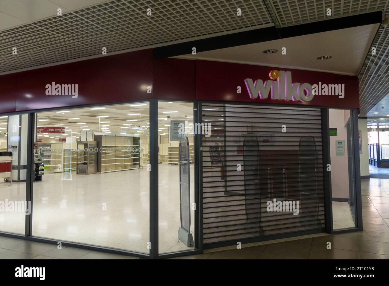 Wilko closed hi-res stock photography and images - Alamy