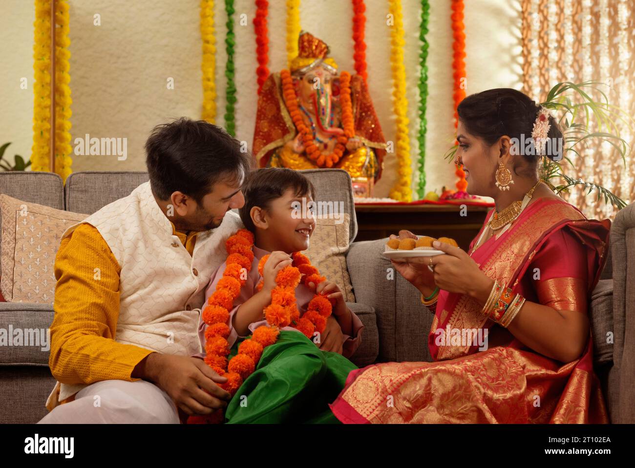 Maharashtrian family celebrating Ganesh Chaturthi Stock Photo - Alamy