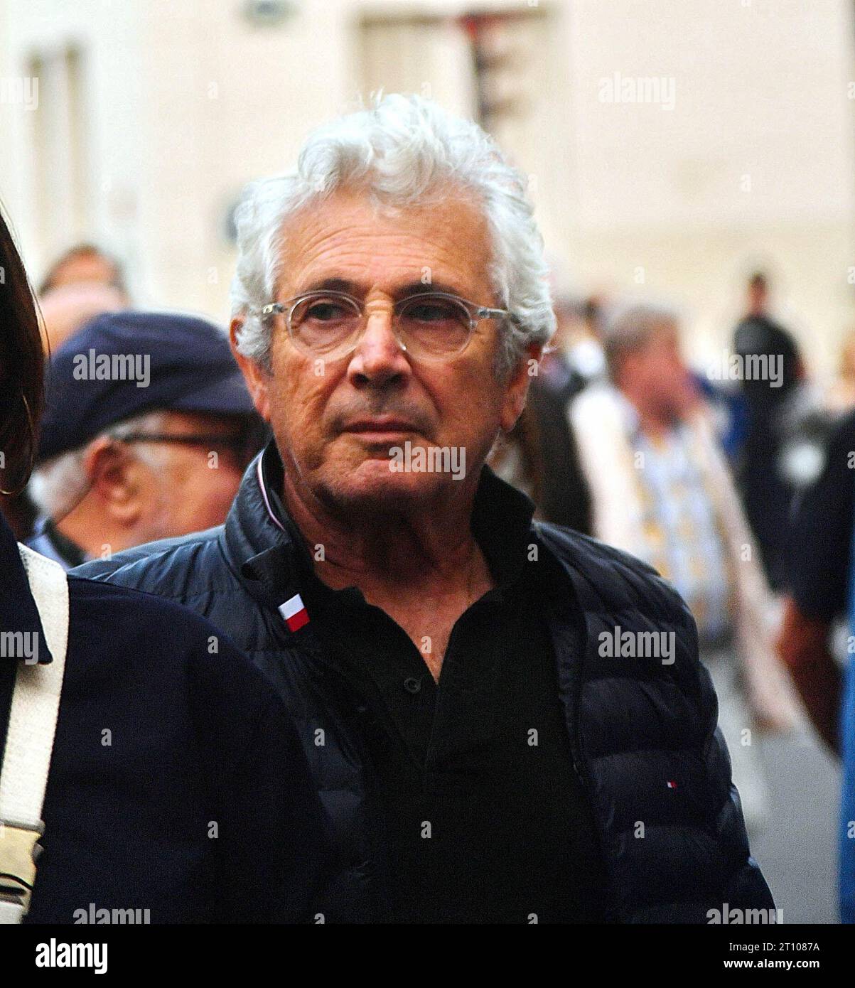 Actor attacks hi-res stock photography and images - Alamy