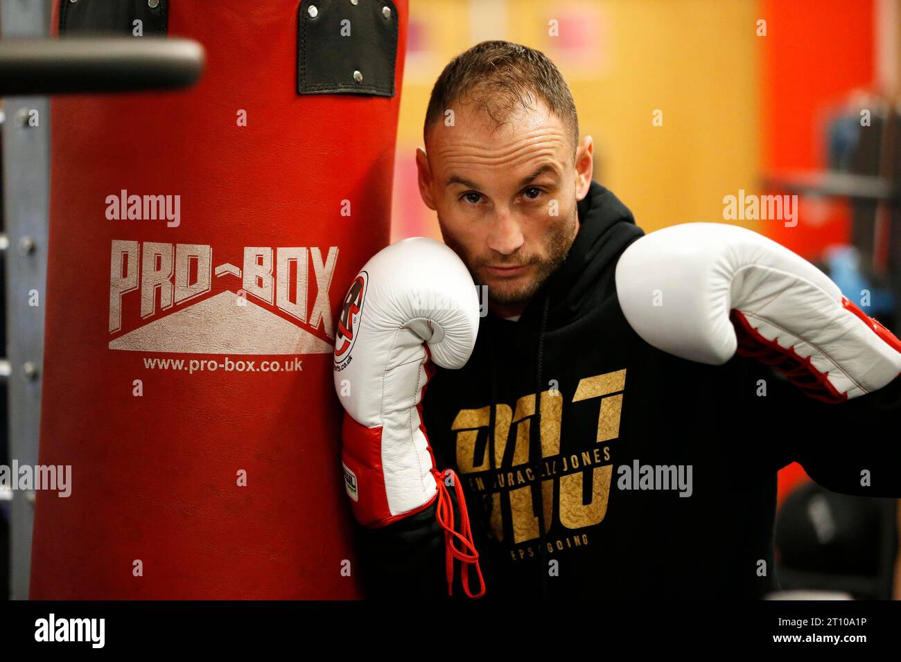Ben jones boxer hi-res stock photography and images - Alamy