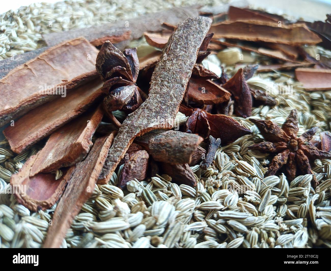 Indian spices and star anise hi-res stock photography and images - Alamy