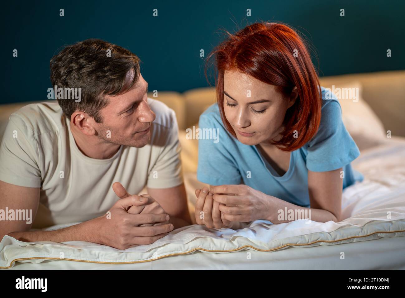 Family couple wife husband sincerely straight talking enjoying time ...