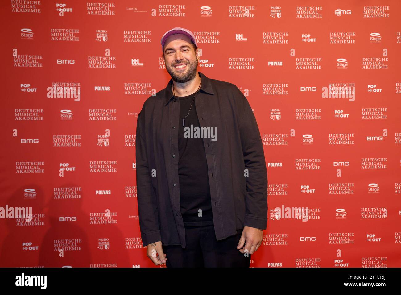 Sera Finale Pseudonym Dikker bei der Verleihung des Deutschen Musical theater PReises 2023 im ...