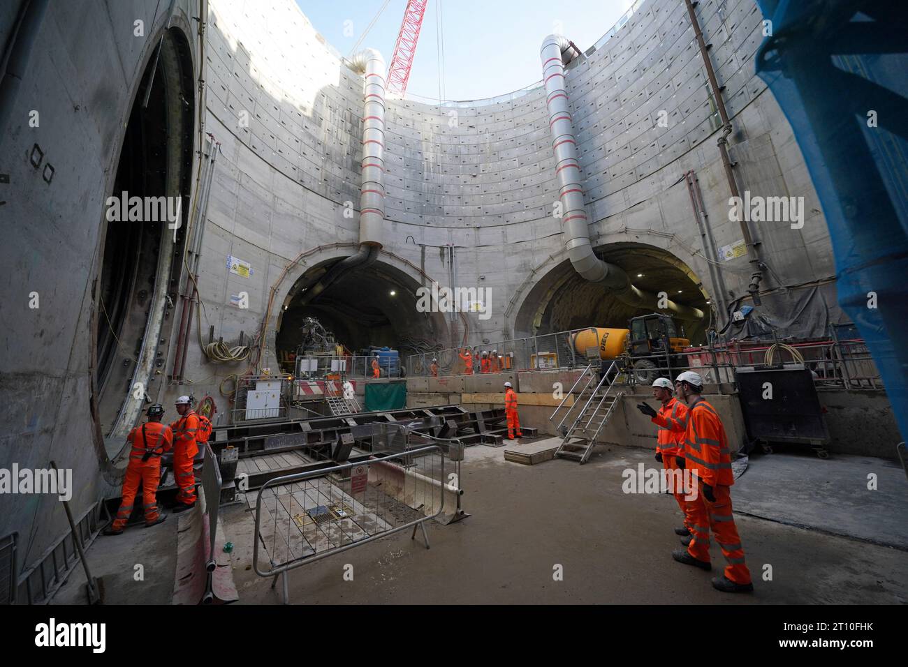 Work continues at the Victoria Road Crossover Box ancillary shaft HS2 ...