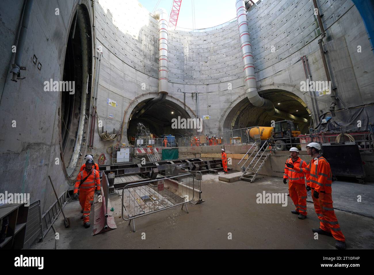 Work continues at the Victoria Road Crossover Box ancillary shaft HS2 ...