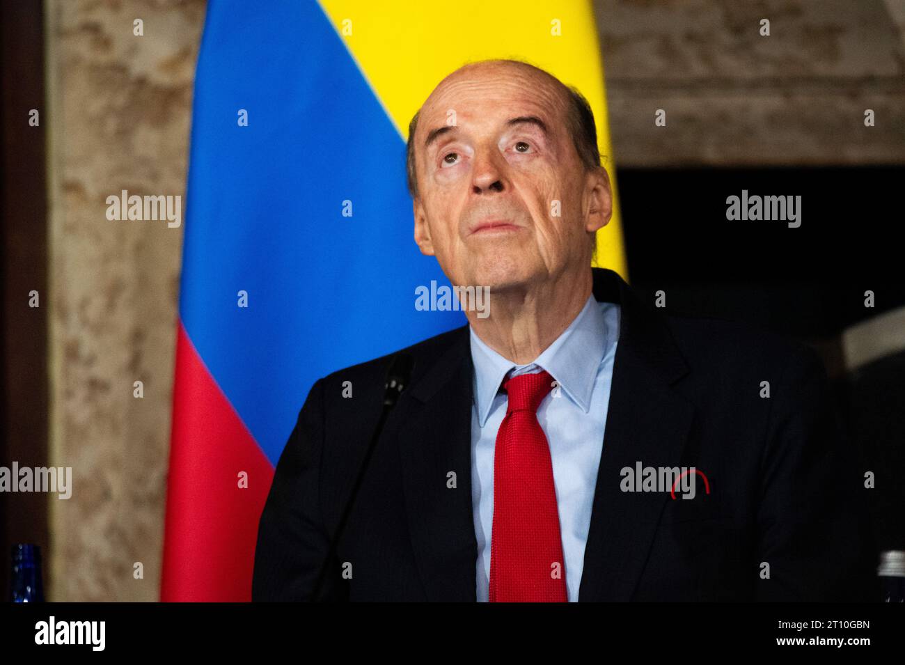 Derechos humanos colombia hi-res stock photography and images - Alamy