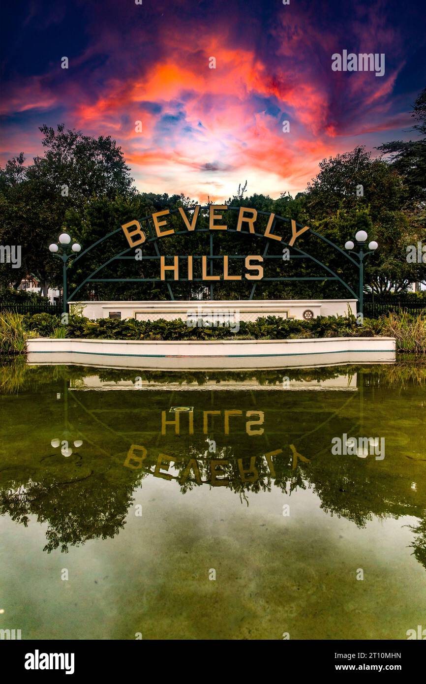 Beverly Hills sign with a beautiful reddish sky in Los Angeles in the ...