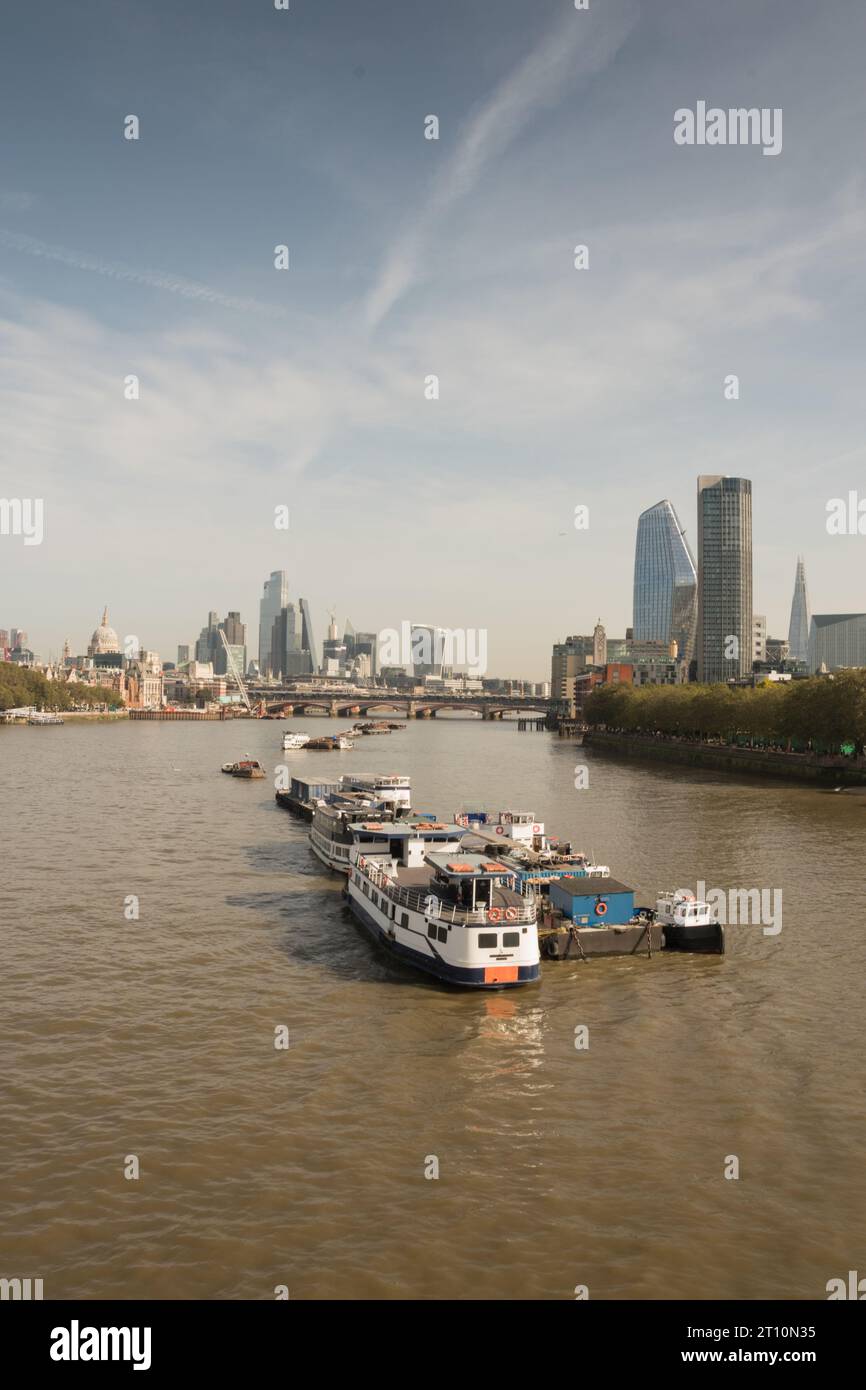 A view of the River Thames and the skyline and skyscrapers of the City ...