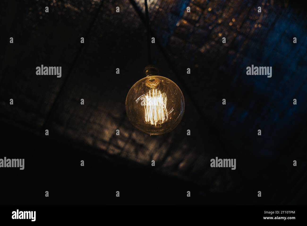 Old bulb filament design hi-res stock photography and images - Alamy