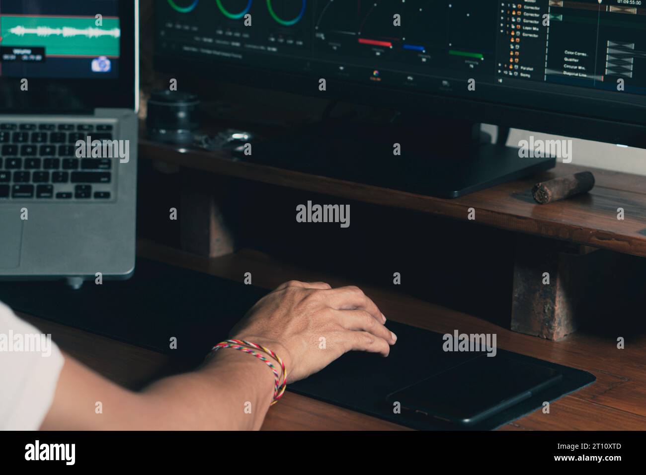 Videographer production hi-res stock photography and images - Alamy