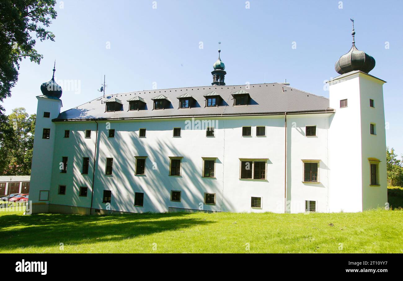 The fortress built in 1513 in Trest' was rebuilt in the 16th century ...