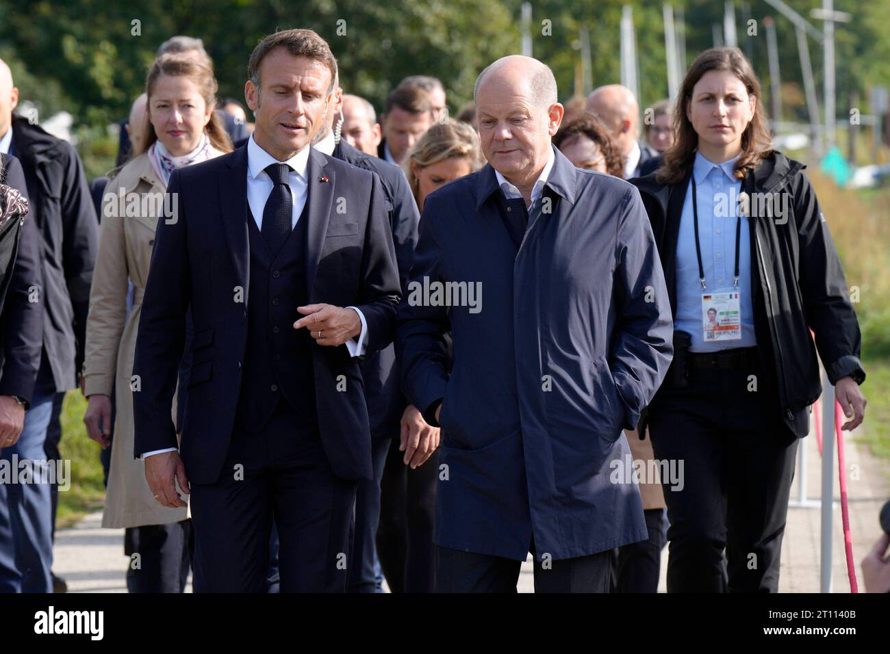 Emmanuel macron beach hi-res stock photography and images - Alamy