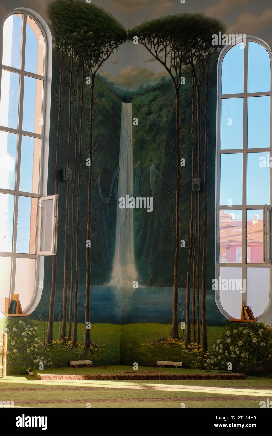 Waterfall mihrab hi-res stock photography and images - Alamy