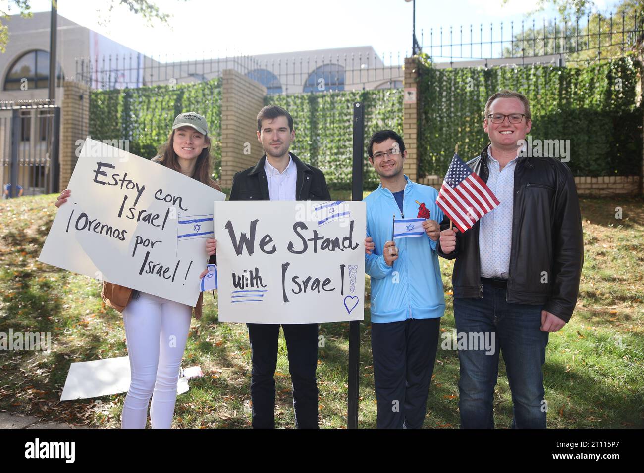 In response to Hamas' attack on Israel, people gathered in solidarity ...