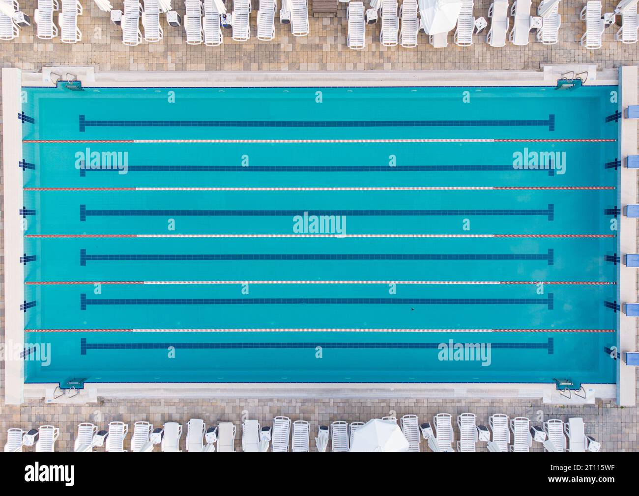 Empty swimming pool aerial hi-res stock photography and images - Alamy