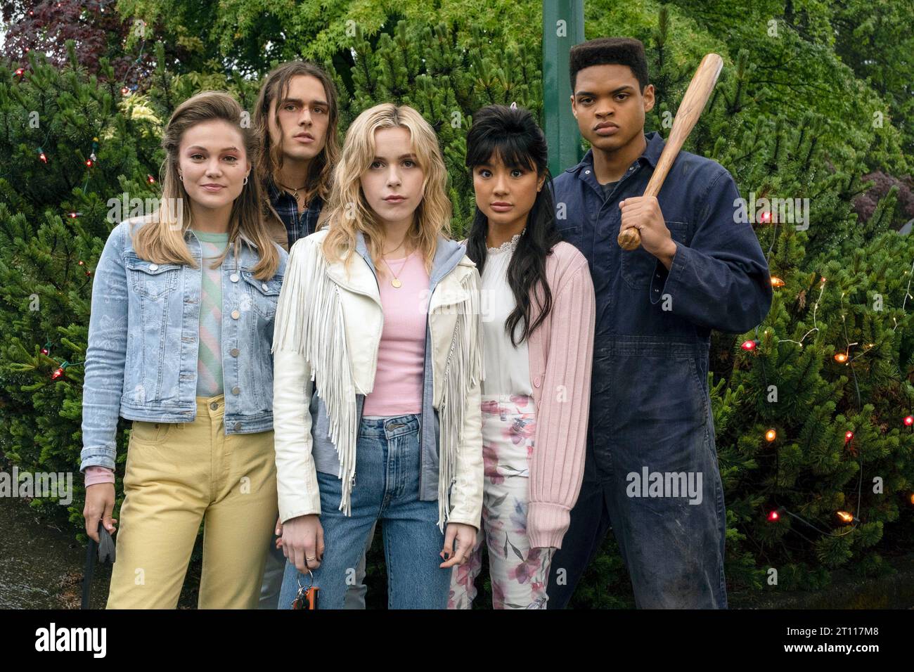 TOTALLY KILLER, from left: Olivia Holt, Charlie Gillespie, Kiernan ...