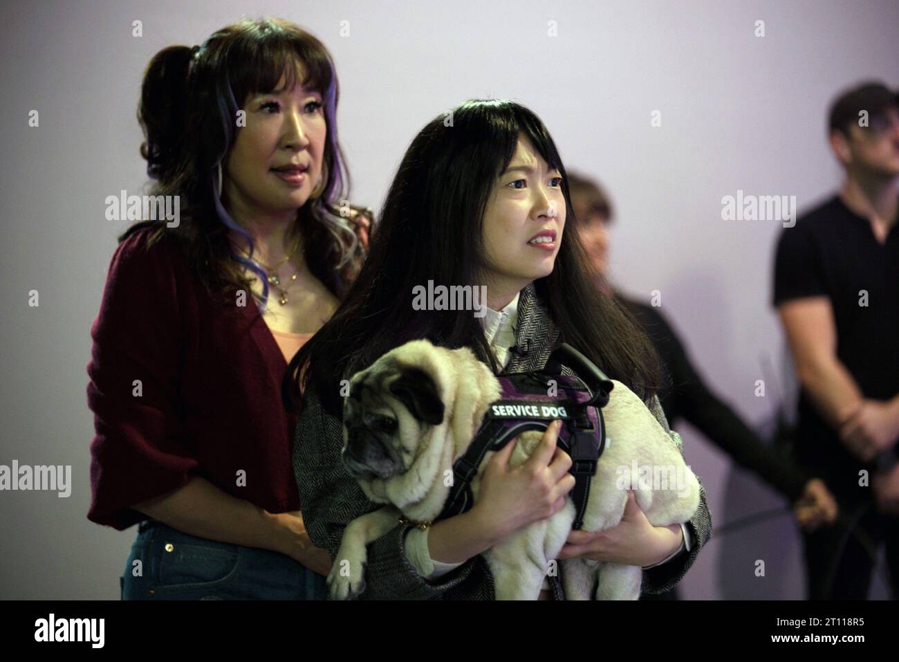QUIZ LADY, from left: Sandra Oh, Awkwafina, 2023. ph: Michele K. Short ...