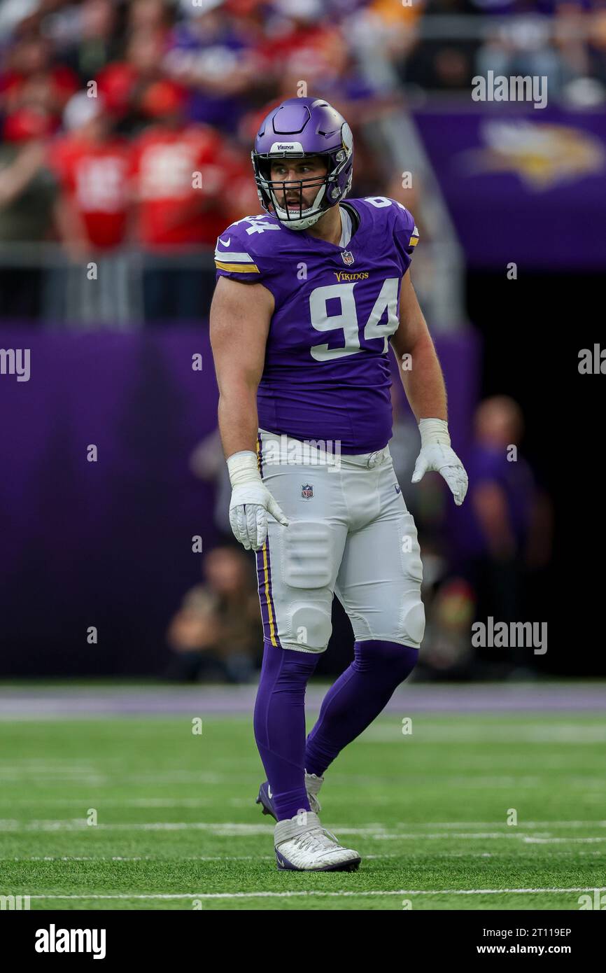 Minnesota Vikings defensive end Dean Lowry (94) in action against the ...