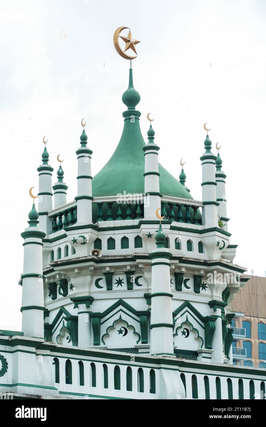 A vertical of Masjid Abdul Gafoor in Little India, Singapore Stock ...