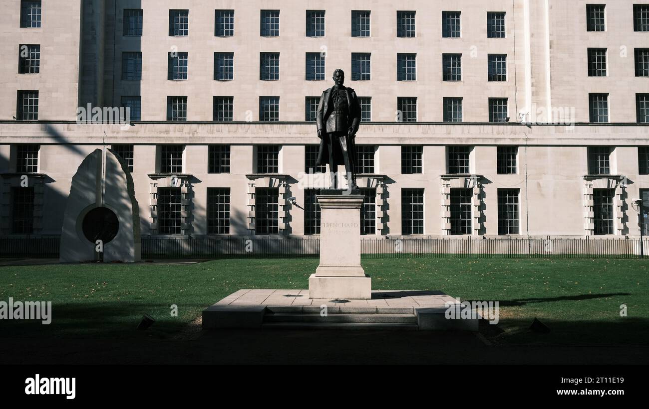 Lord trenchard hi-res stock photography and images - Alamy