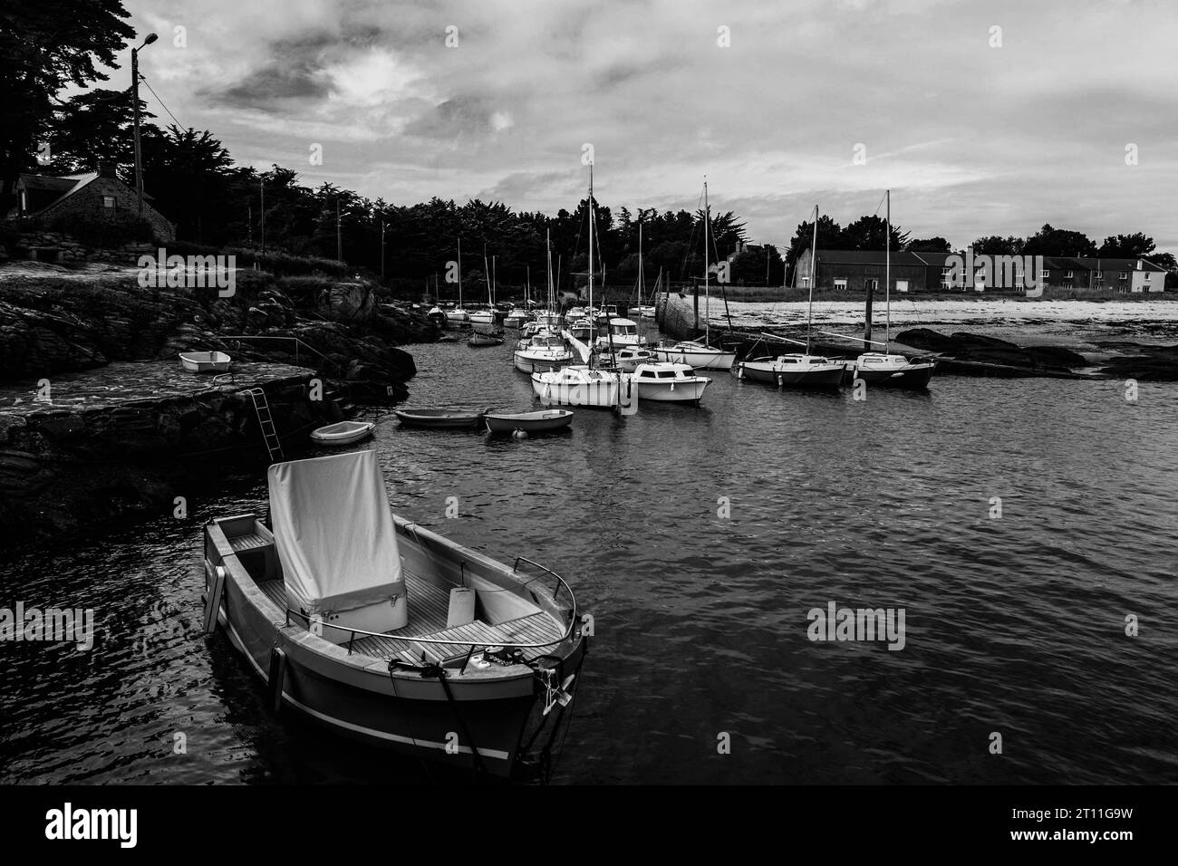 Tiny port of Lerat, Southern Brittany Stock Photo - Alamy