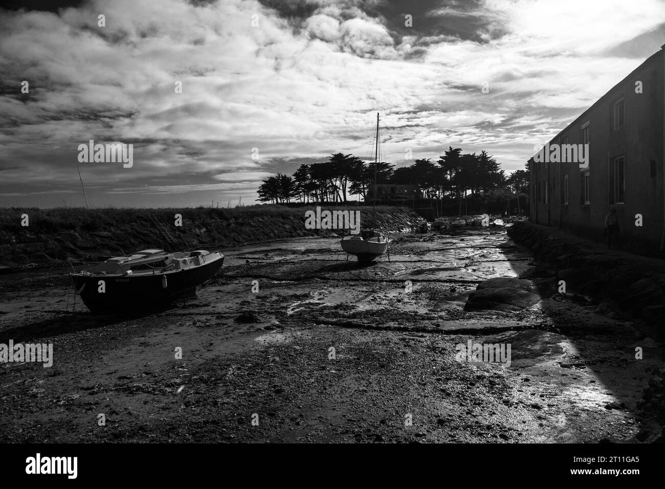 Tiny port of Lerat, Southern Brittany Stock Photo - Alamy