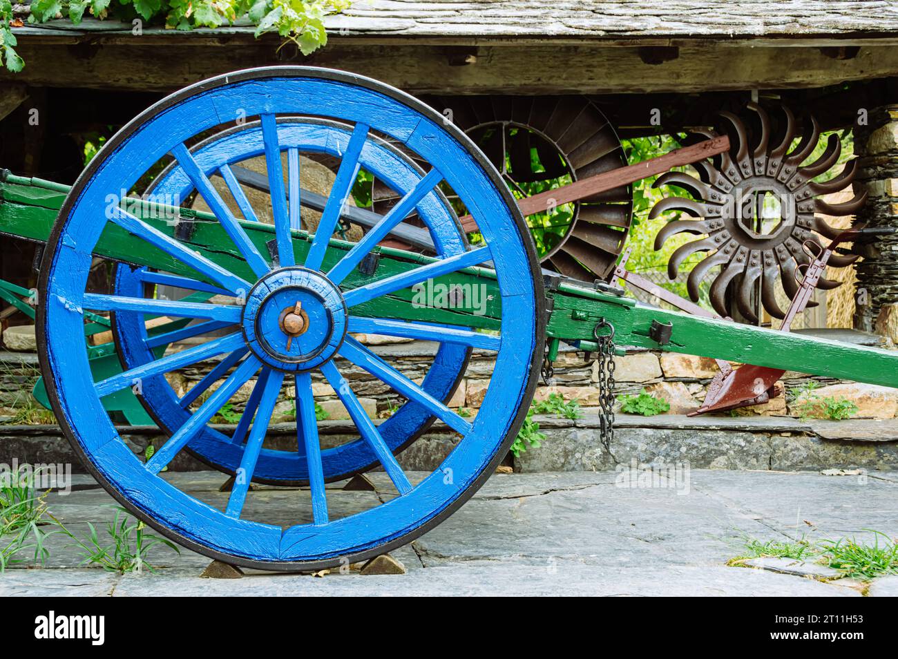 Metallic blue disc wheels hi-res stock photography and images - Alamy