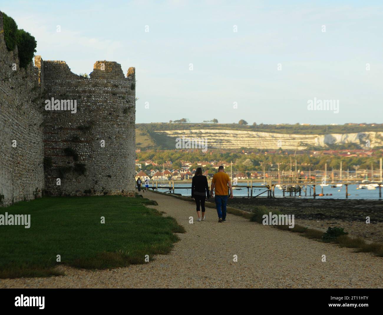 ENGLAND COASTAL PATH,PORTSDOWN HILL, CHALK PITS,, PORTSMOUTH HARBOUR ...
