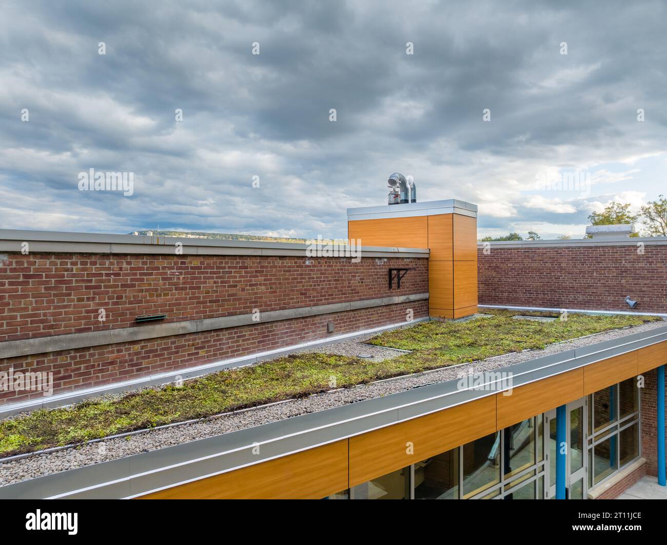 Aerial green roof top building hi-res stock photography and images - Alamy
