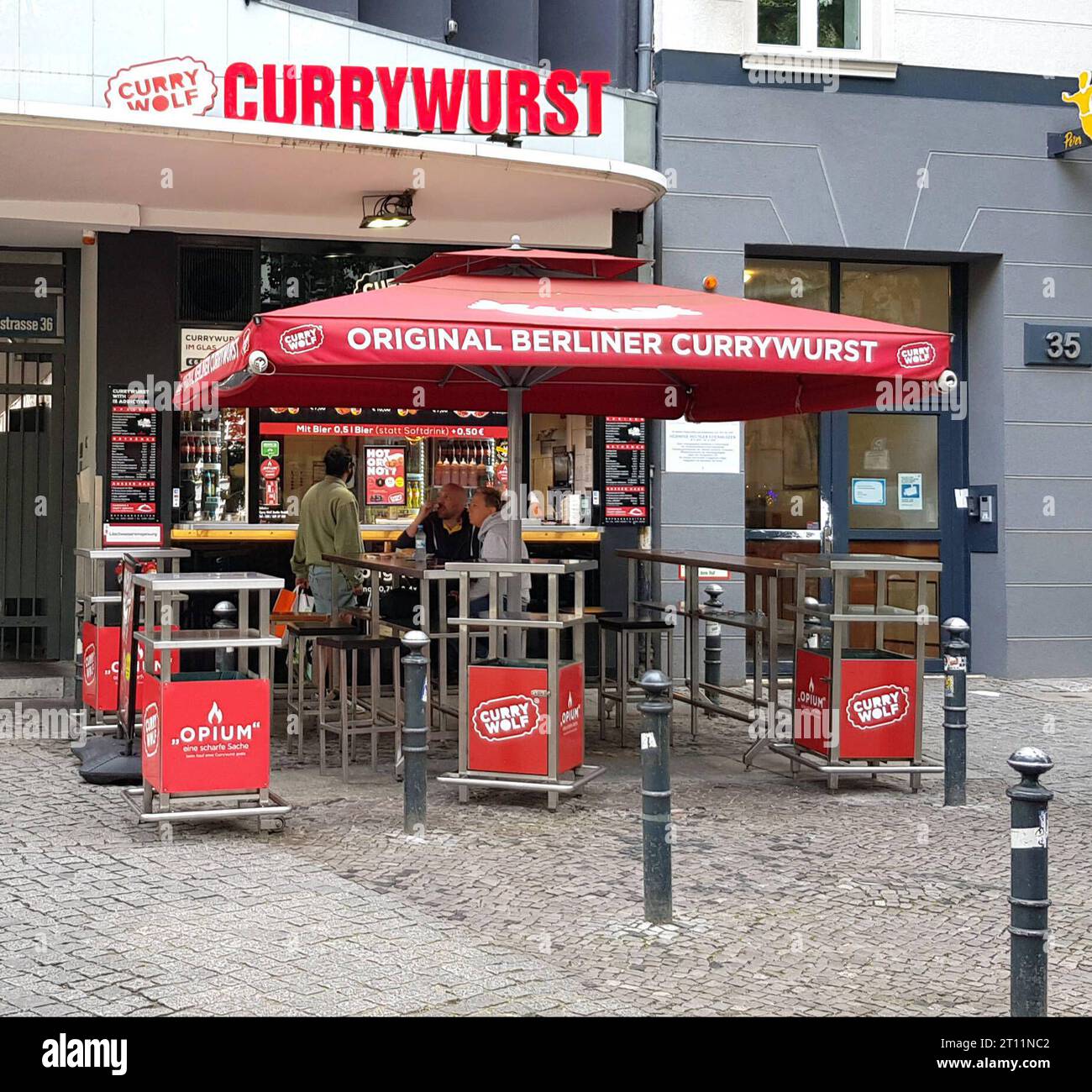 Berlin: Original Berliner Currywurst, Deutschland, Kiosk ...
