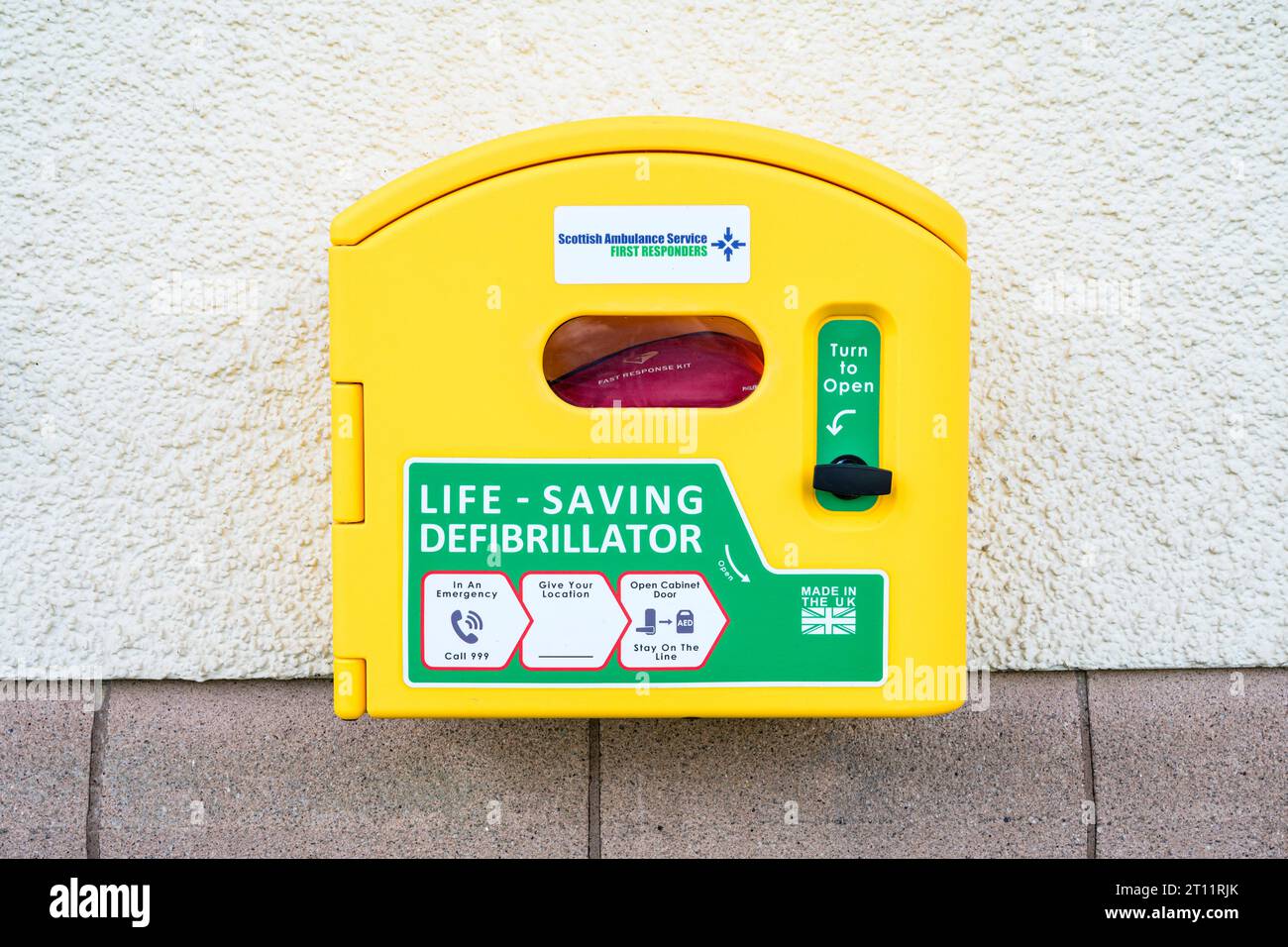 Automatic external defibrillator aed hi-res stock photography and ...